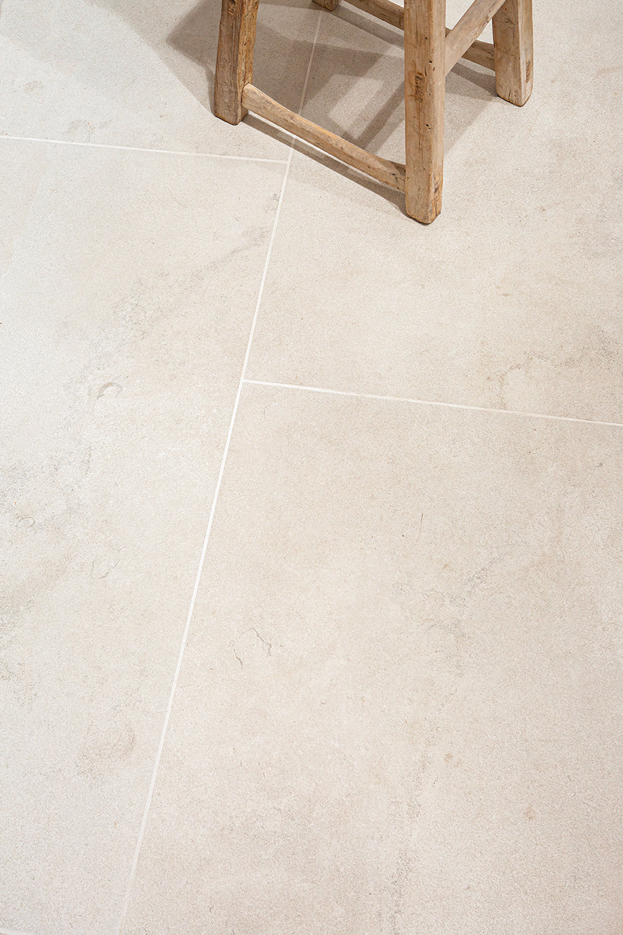 Austell White Stone Effect Porcelain Tiles | Quorn Stone