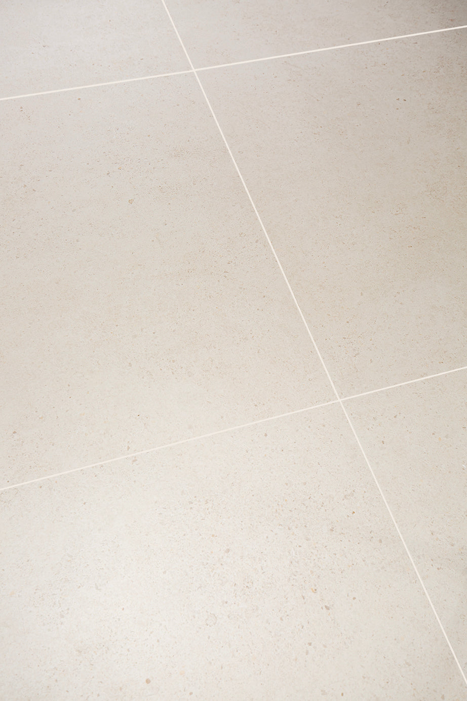 Avalon Mist Stone Effect Porcelain Tiles | Quorn Stone