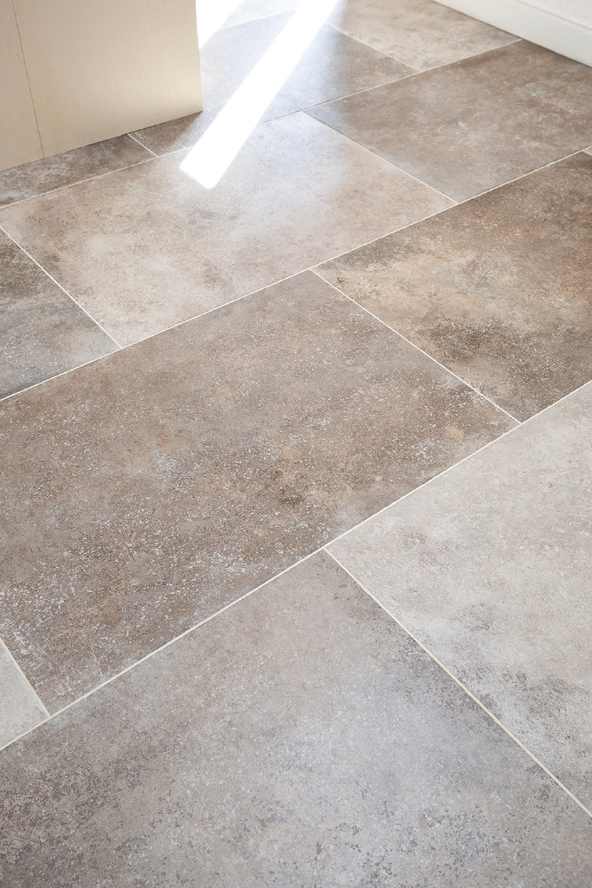 Bayonne Blend Rustique Stone Effect Porcelain Tiles | Quorn Stone