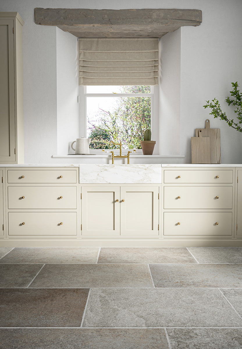 Bayonne Blend Rustique Stone Effect Porcelain Tiles | Quorn Stone