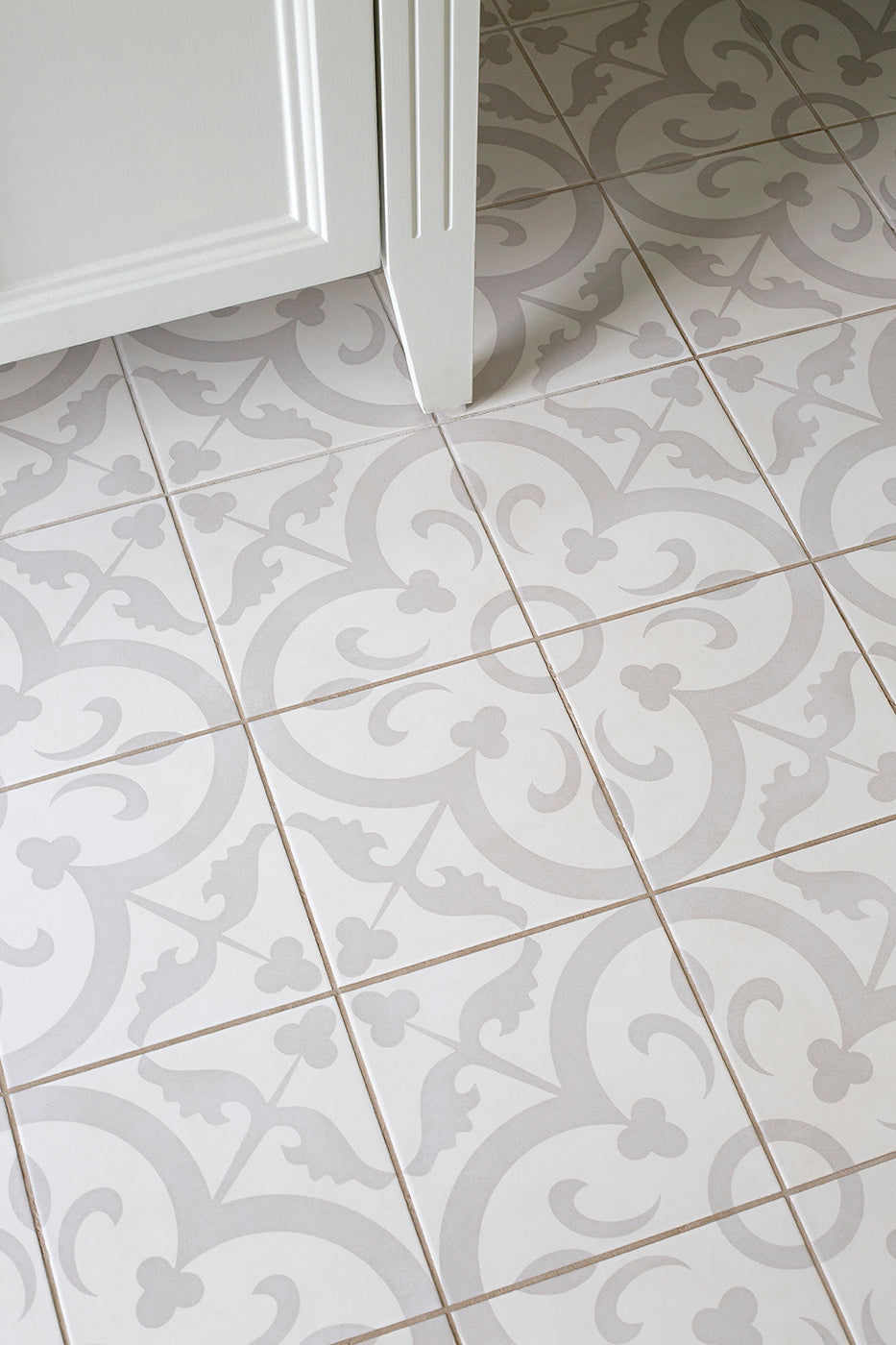 Clarence Mews Decorative Patterned Tiles | Quorn Stone