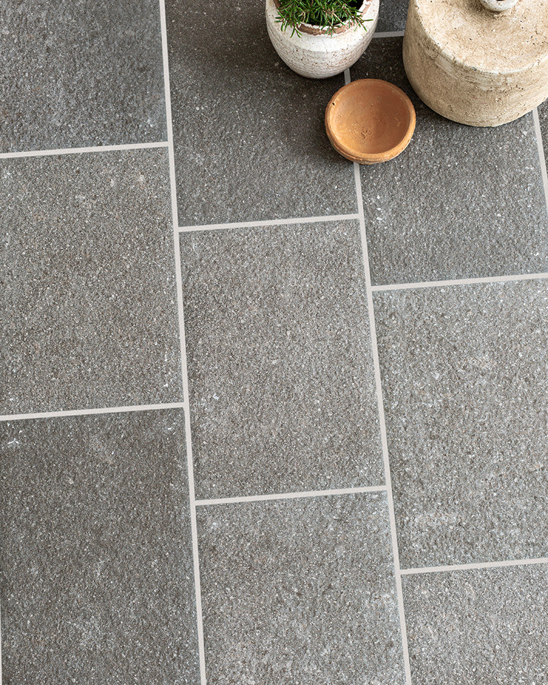 Clariston Grey Stone Effect Porcelain Cobbles | Quorn Stone