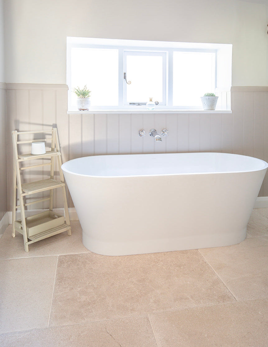 Dorchester Aged White Stone Effect Porcelain Tiles | Quorn Stone