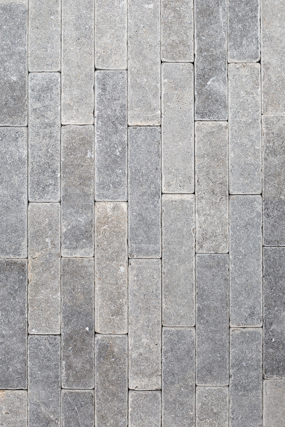 Farrow Grey Tumbled Herringbone Paving Cobbles | Quorn Stone