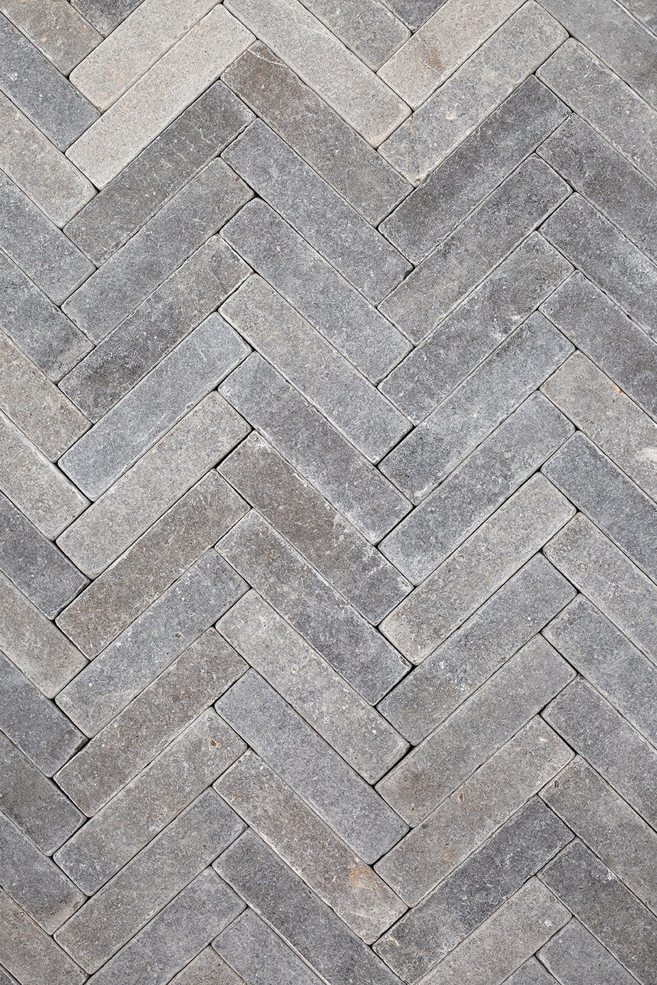 Farrow Grey Tumbled Herringbone Paving Cobbles | Quorn Stone