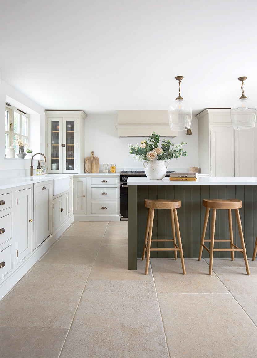 Montpellier Sable Tumbled Effect Porcelain Tiles | Quorn Stone