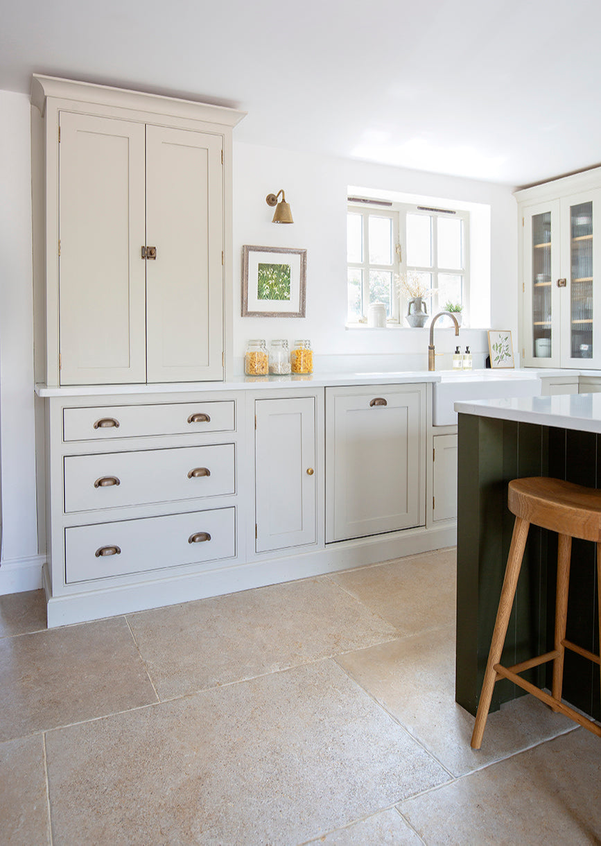 Montpellier Sable Tumbled Effect Porcelain Tiles | Quorn Stone