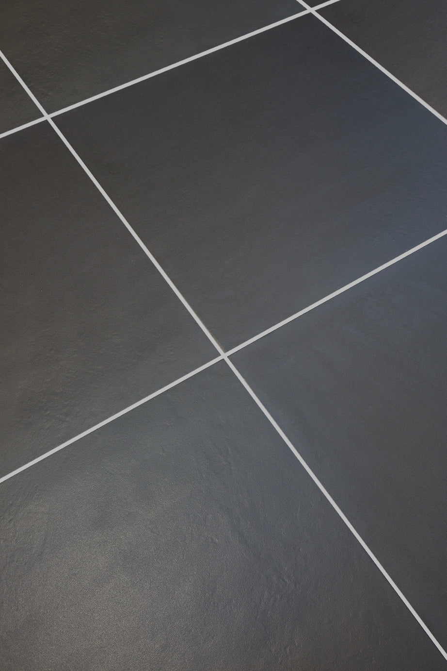 Noho Charcoal Concrete Effect Porcelain Tiles | Quorn Stone