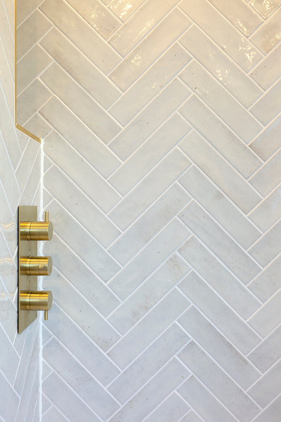 Nori Pearl Gloss Metro Tiles | Quorn Stone