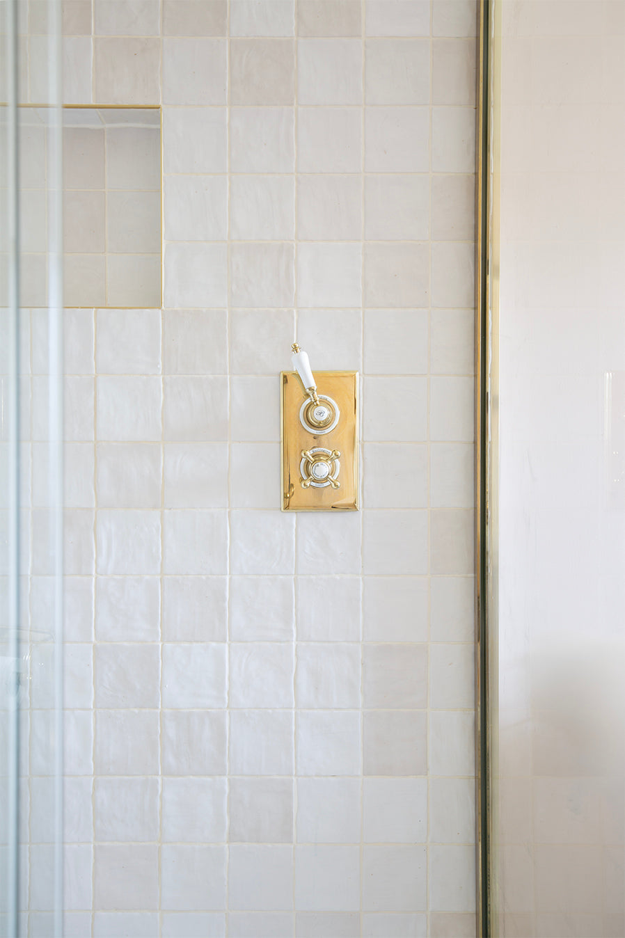 Safi Seashell Gloss Decorative Tiles | Decorative | Quorn Stone