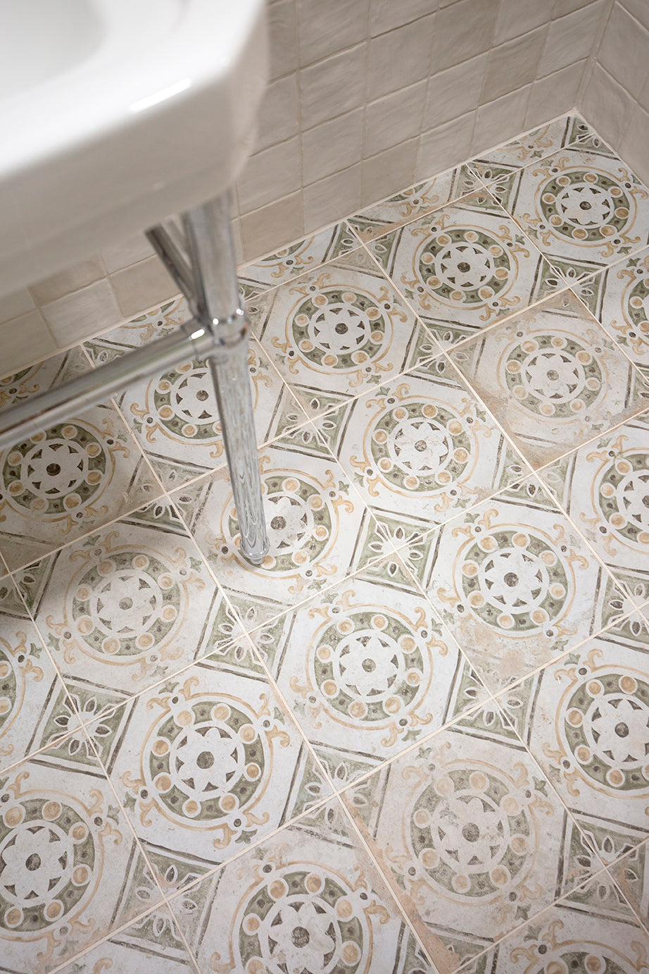 Santa Fe Patterned Ceramic Tiles | Quorn Stone