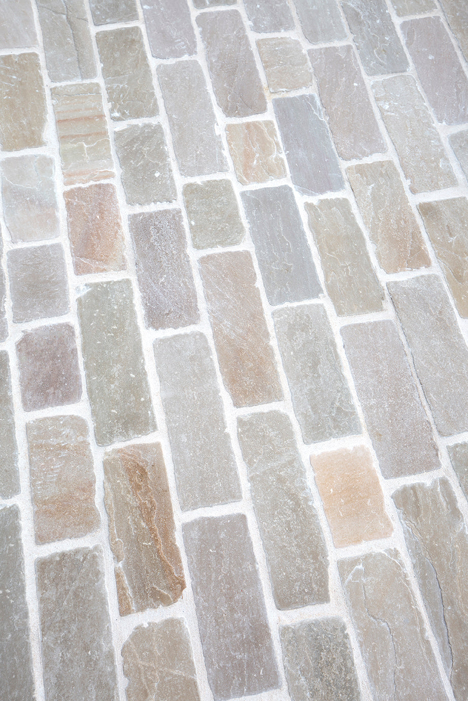 Thistleton Tumbled Sandstone Cobbles | Driveway Cobble Stones