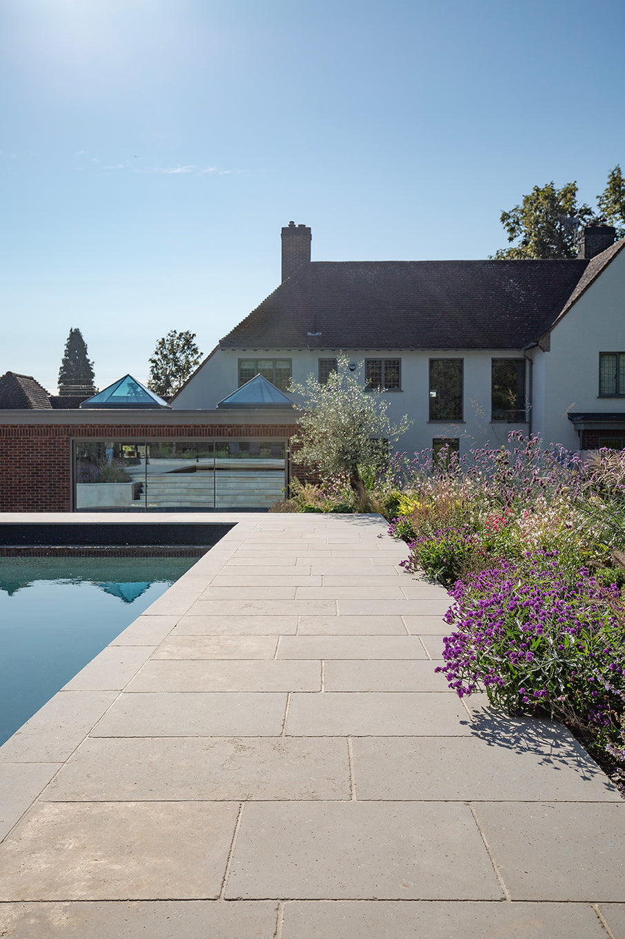 Versailles Softly Aged Limestone Outdoor Paving