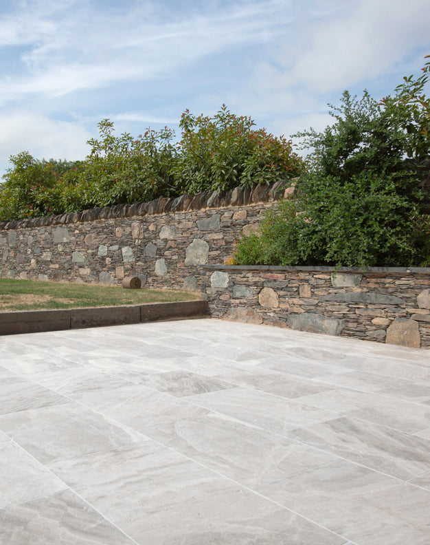 Silver Cloud Softly Worn Limestone Paving | Quorn Stone