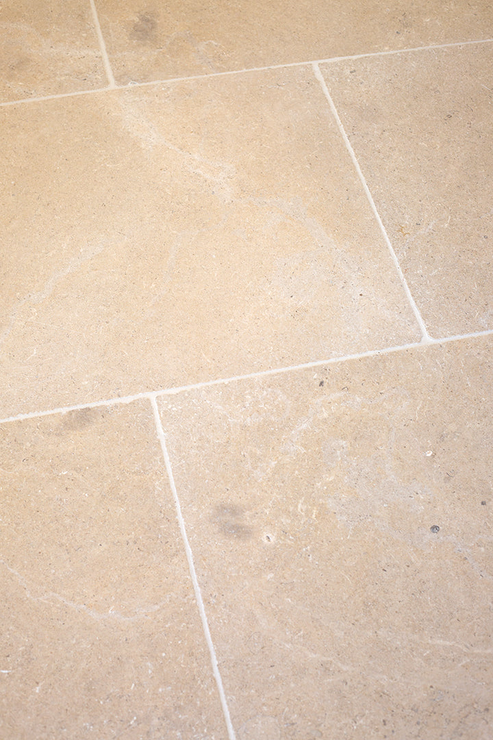 Tuscany Tumbled Limestone Tiles | Flagstones | Quorn Stone
