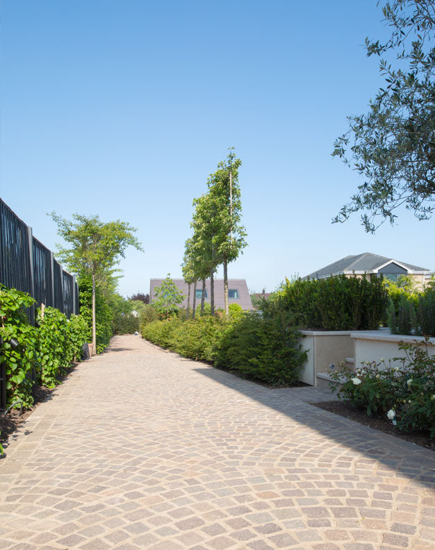Cobblestone Paving | Natural Cobbles | Quorn Stone